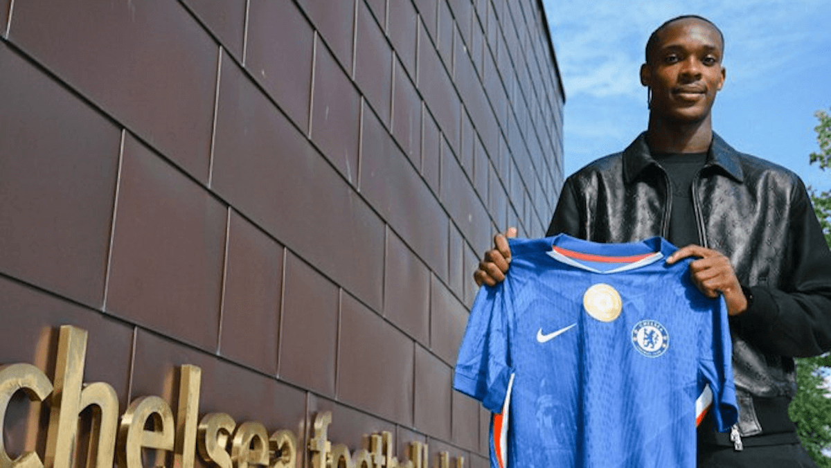 fabrizio Romano confirme le pré-contrat de Chelsea pour Emanuel Emegha ...