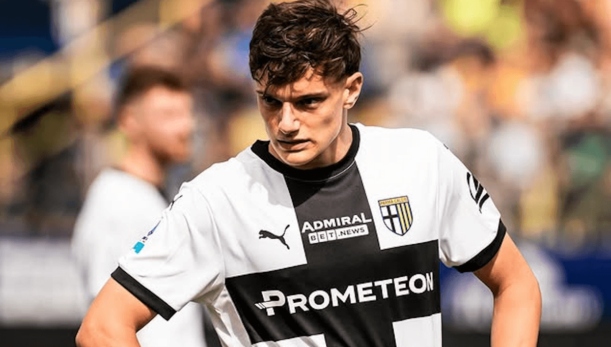 Giovanni Leoni kommt vor dem 35-Millionen-Euro-Transfer zum ...
