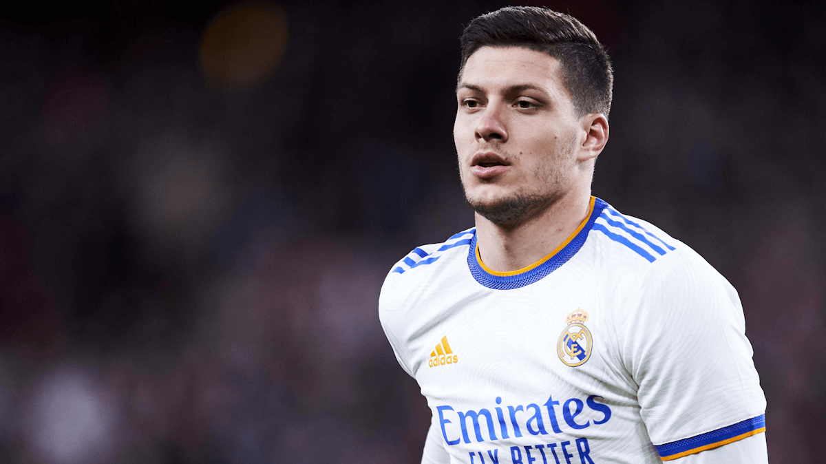 Oficial: Luka Jovic ficha por el AEK de Atenas en calidad de agente ...