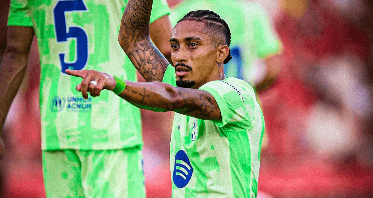 Manchester United Consider £120m Move for Barcelona Star Raphinha | Tips.GG
