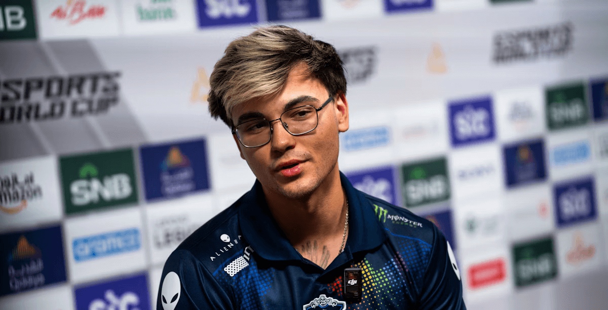 Twistzz Leaves Liquid, Returns to FaZe in Blockbuster CS2 Move | Tips.GG